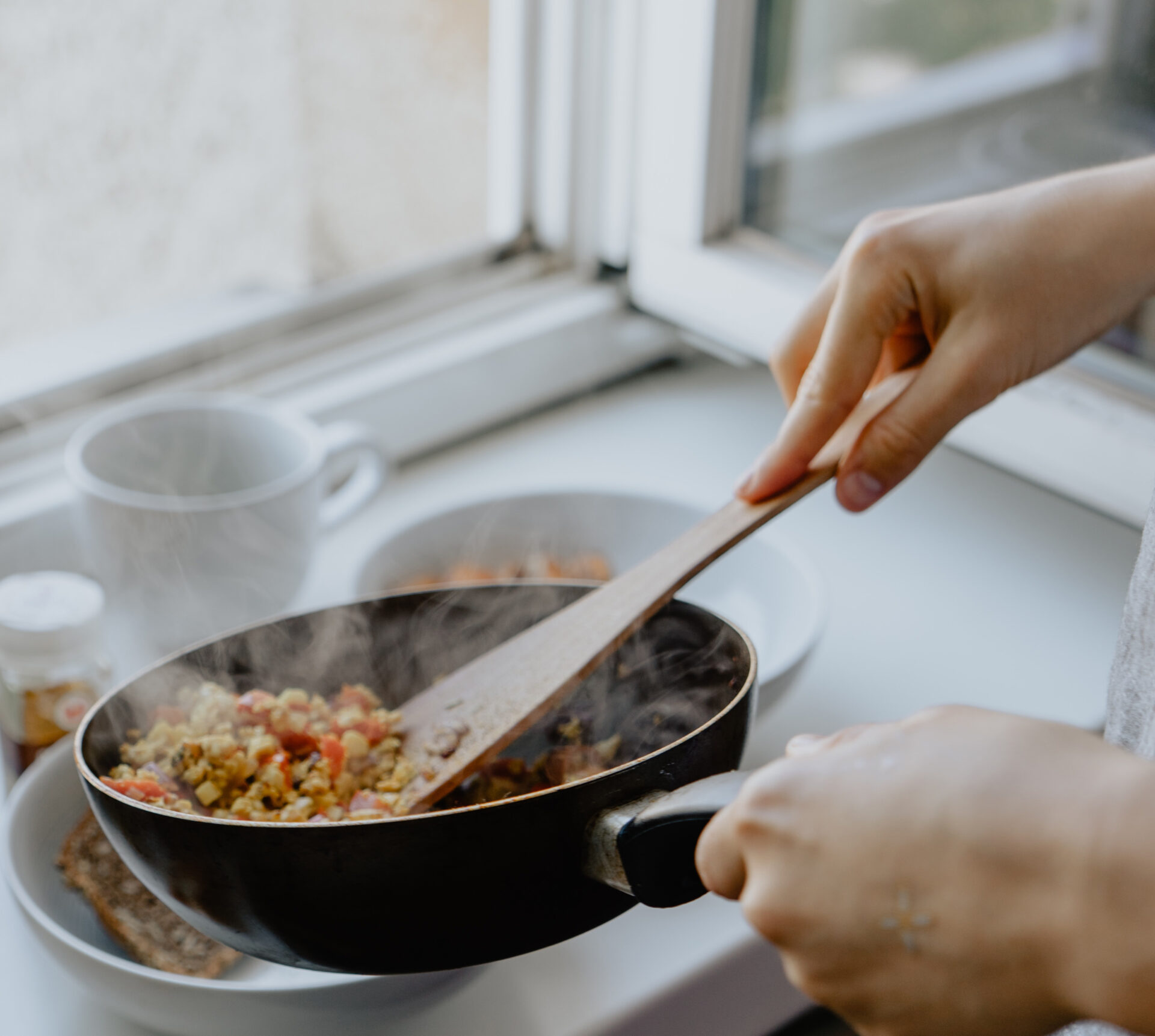 Social care workers debating using gas to 'heat up food' due to cost of ...